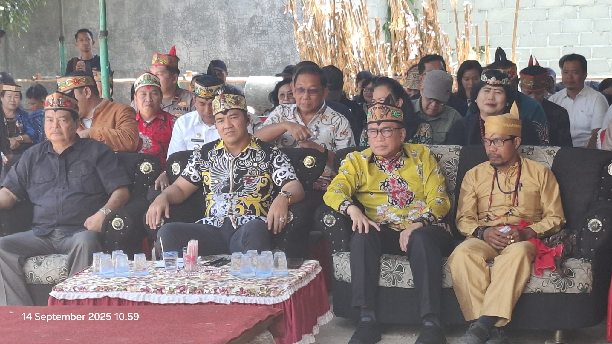 Upacara Ritual Tiwah Massal Agama Hindu Kaharingan di Desa Pangi ...